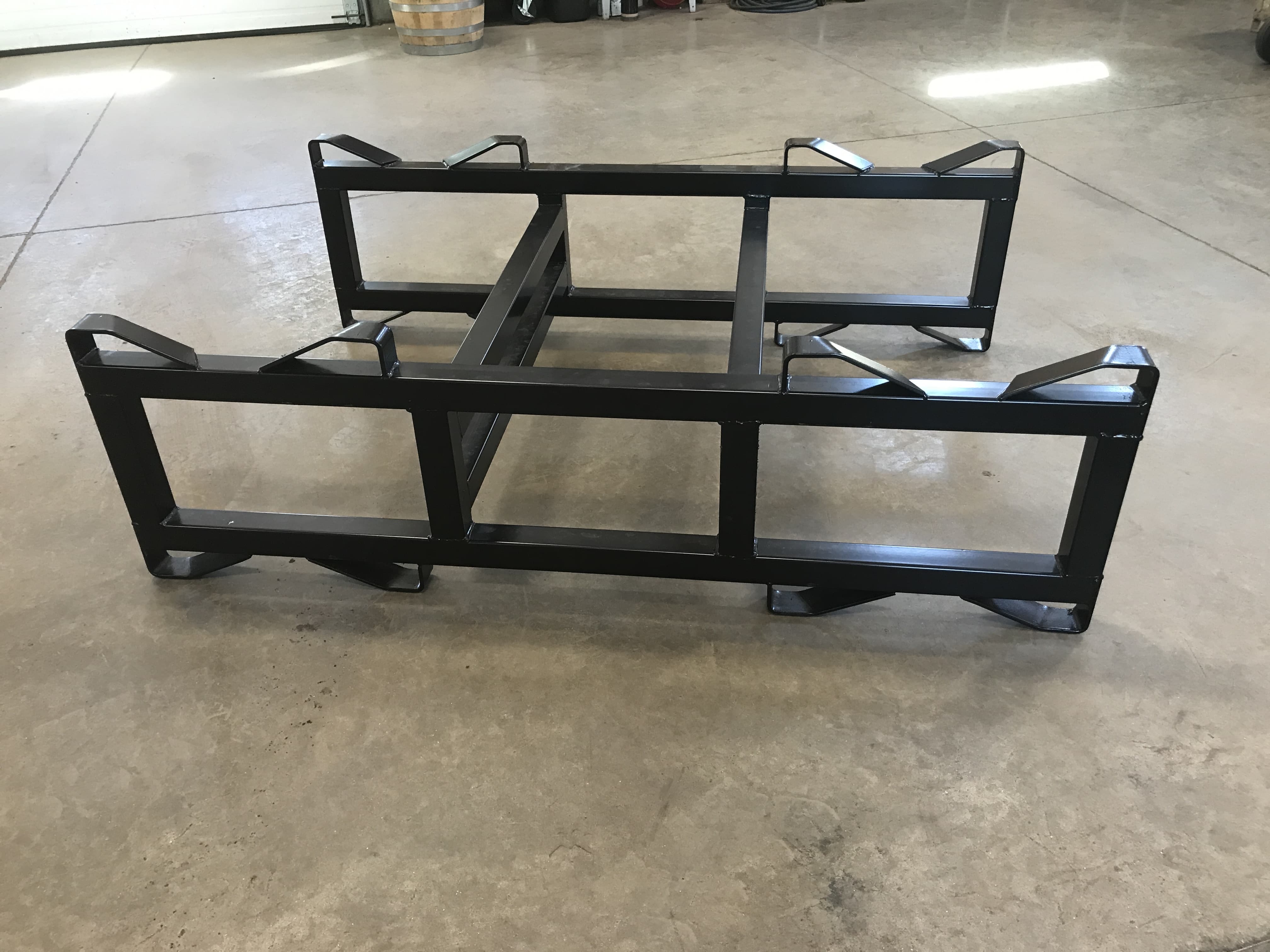 New Black Puncheon 500L/132 Gallon Two Barrel Rack - Barrels Direct